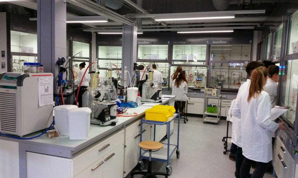 Laborantin, Laborantine CFC – EPIC